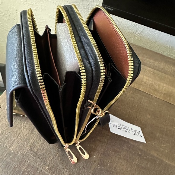 Malibu Skye | Bags | Malibu Skye Slender Crossbody Purse | Poshmark